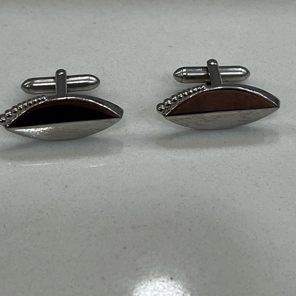 SWANK | Accessories | Vintage Retro Silver Tone Oval Cuff Links By Swank | Poshmark